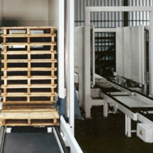 Automatic pallet magazine | stacker | storage | Baust Group