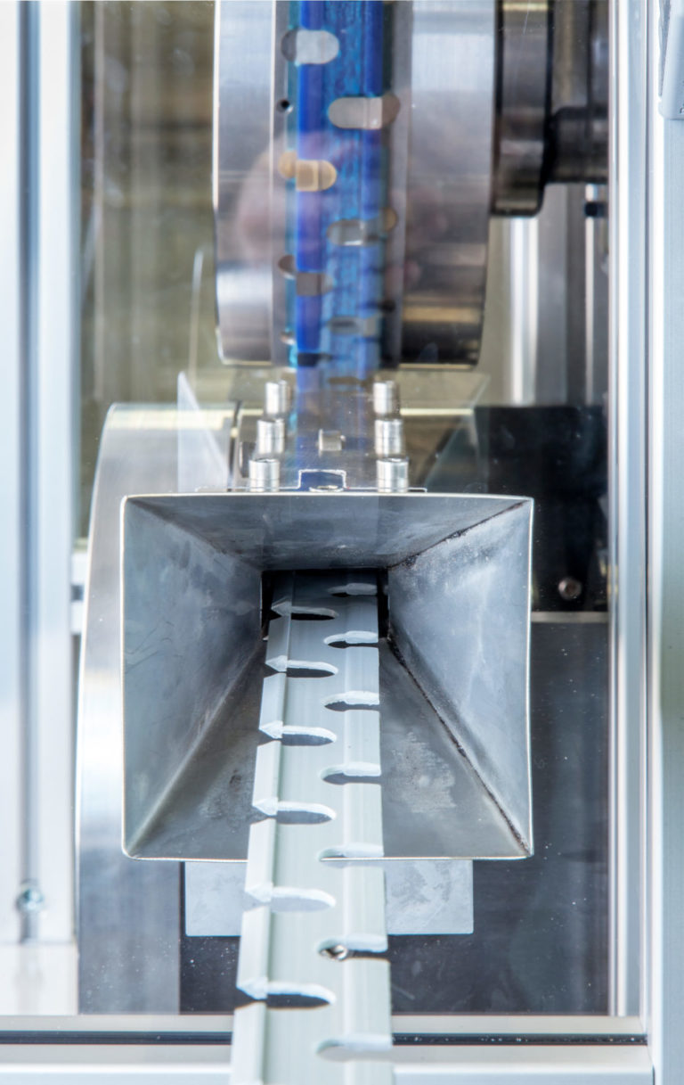 KRS punching insert / plug-in units for the plastic industry - Baust ...